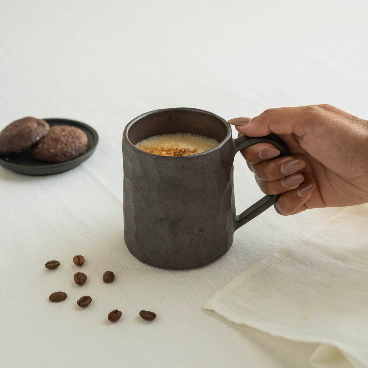 Pearly Pinched Mug | 340 ml | Grey – Lagavi