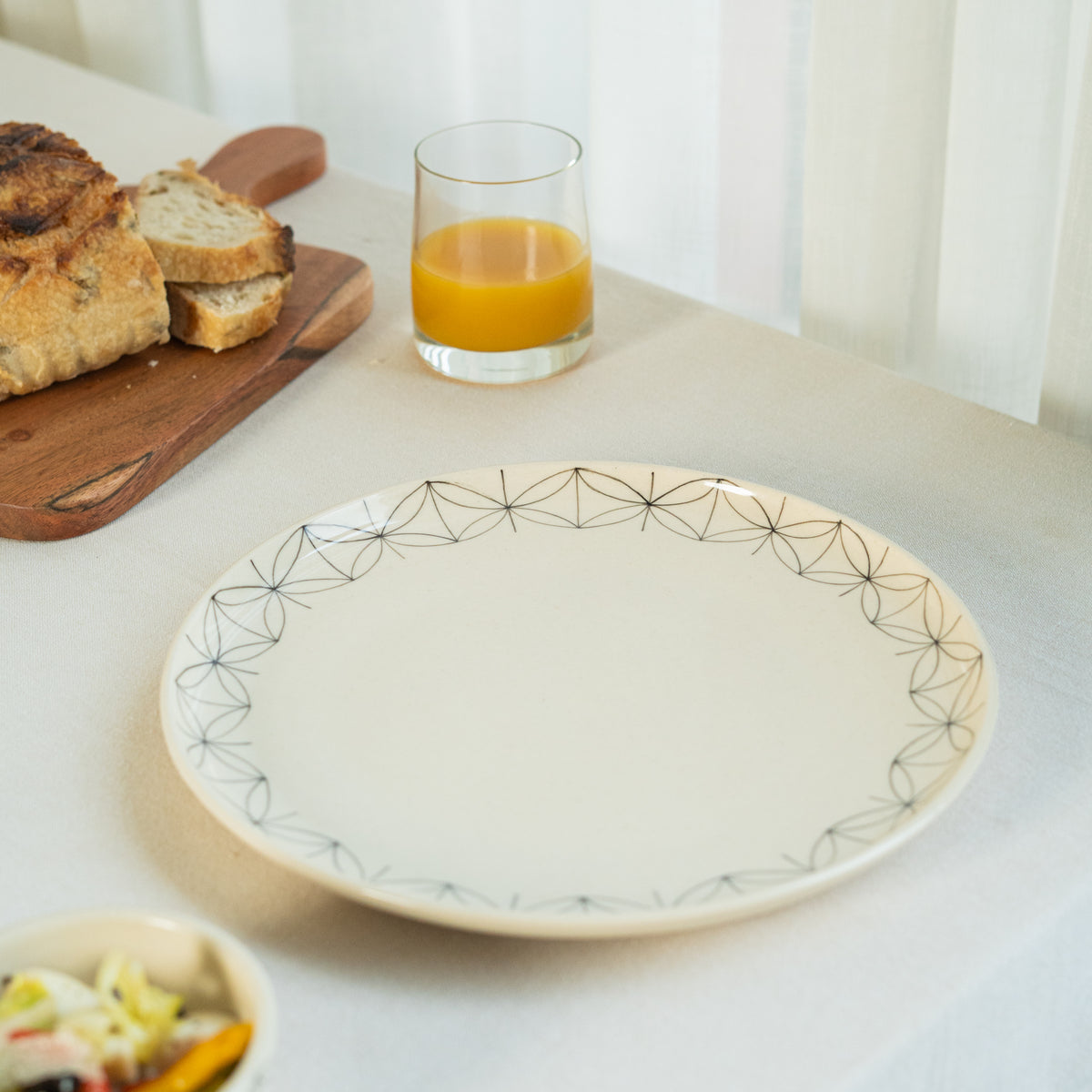 Pink Petals Dinner Plate | 10.5 inches | White Base – Lagavi