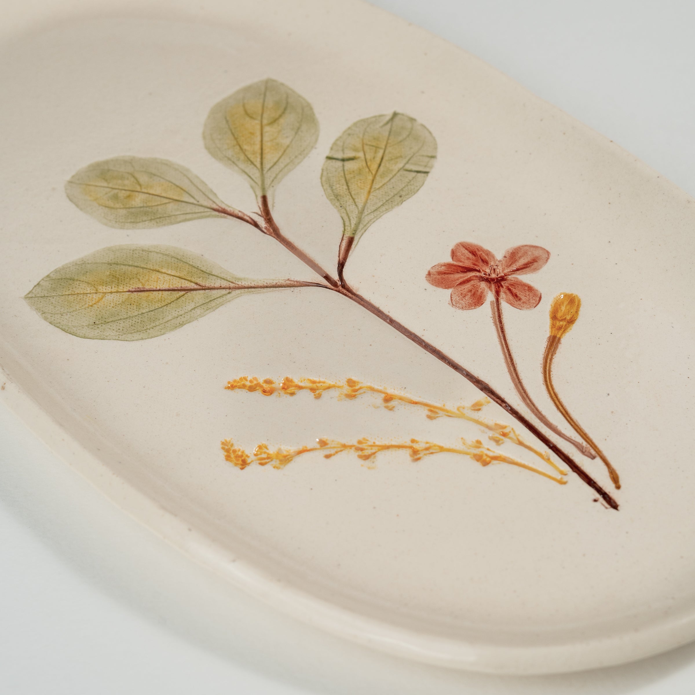 Pressed Petals Platter | 12 Inches | Saffron Sparkle – Lagavi